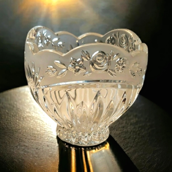 Oneida | Accents | Vintage Oneida Crystal Southern Garden Roses Germany ...